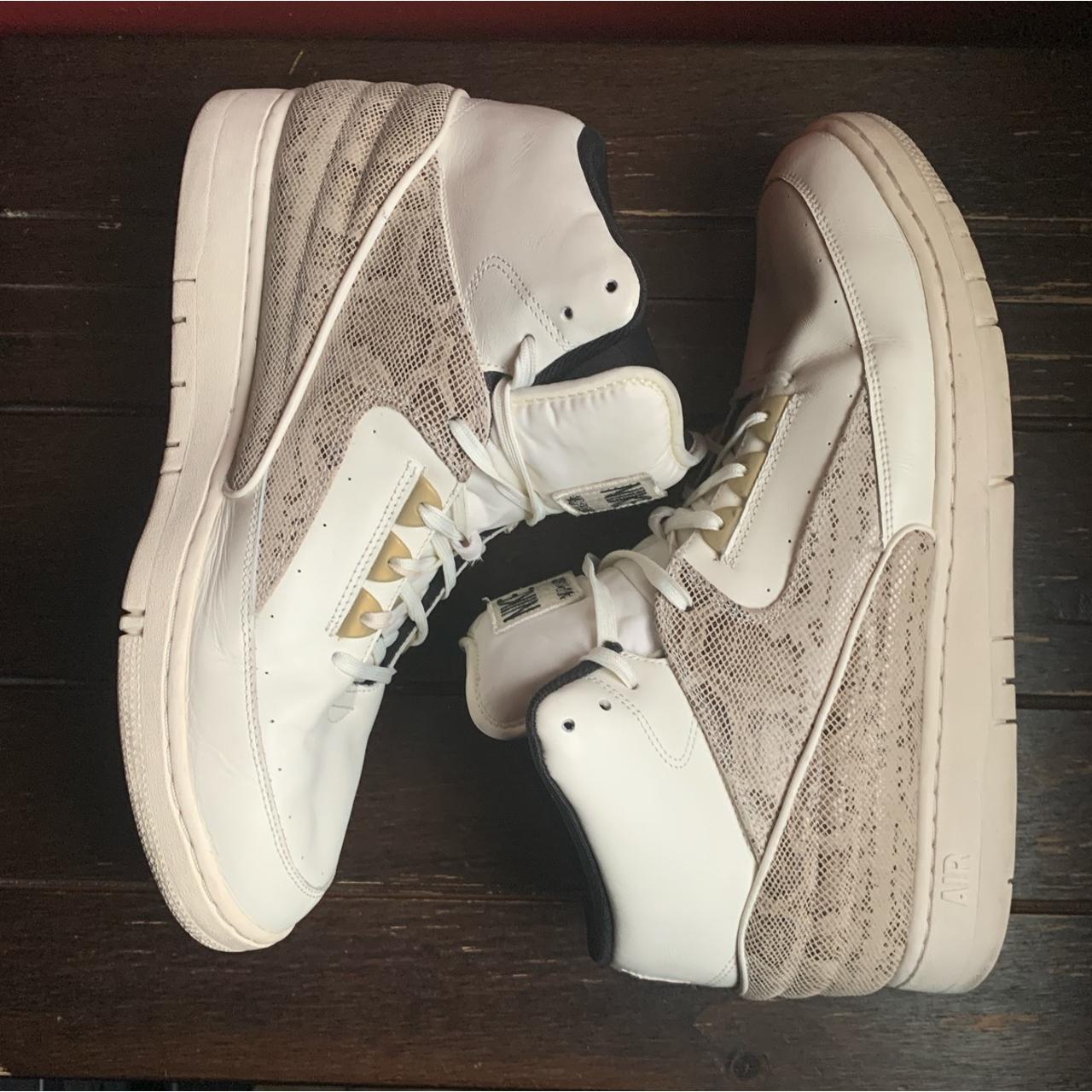 🔥2014 NIKE AIR PYTHON “SAIL”🔥 Shoes are dope love... - Depop