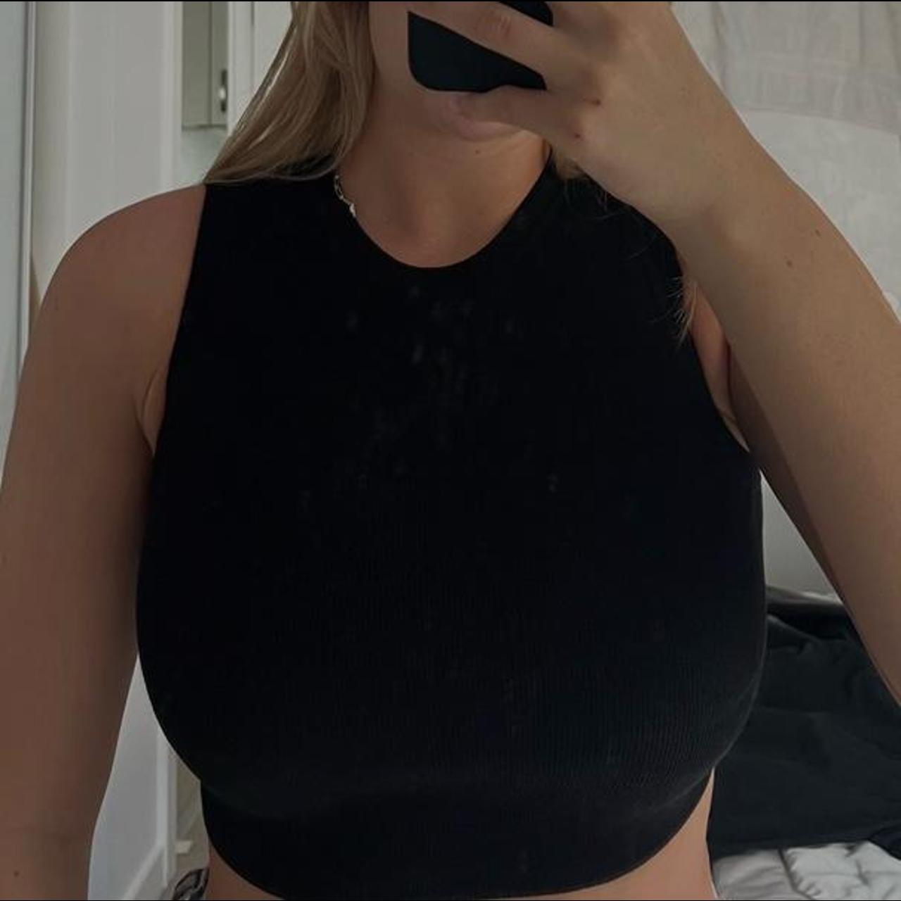 Thick material black zara crop top - Depop
