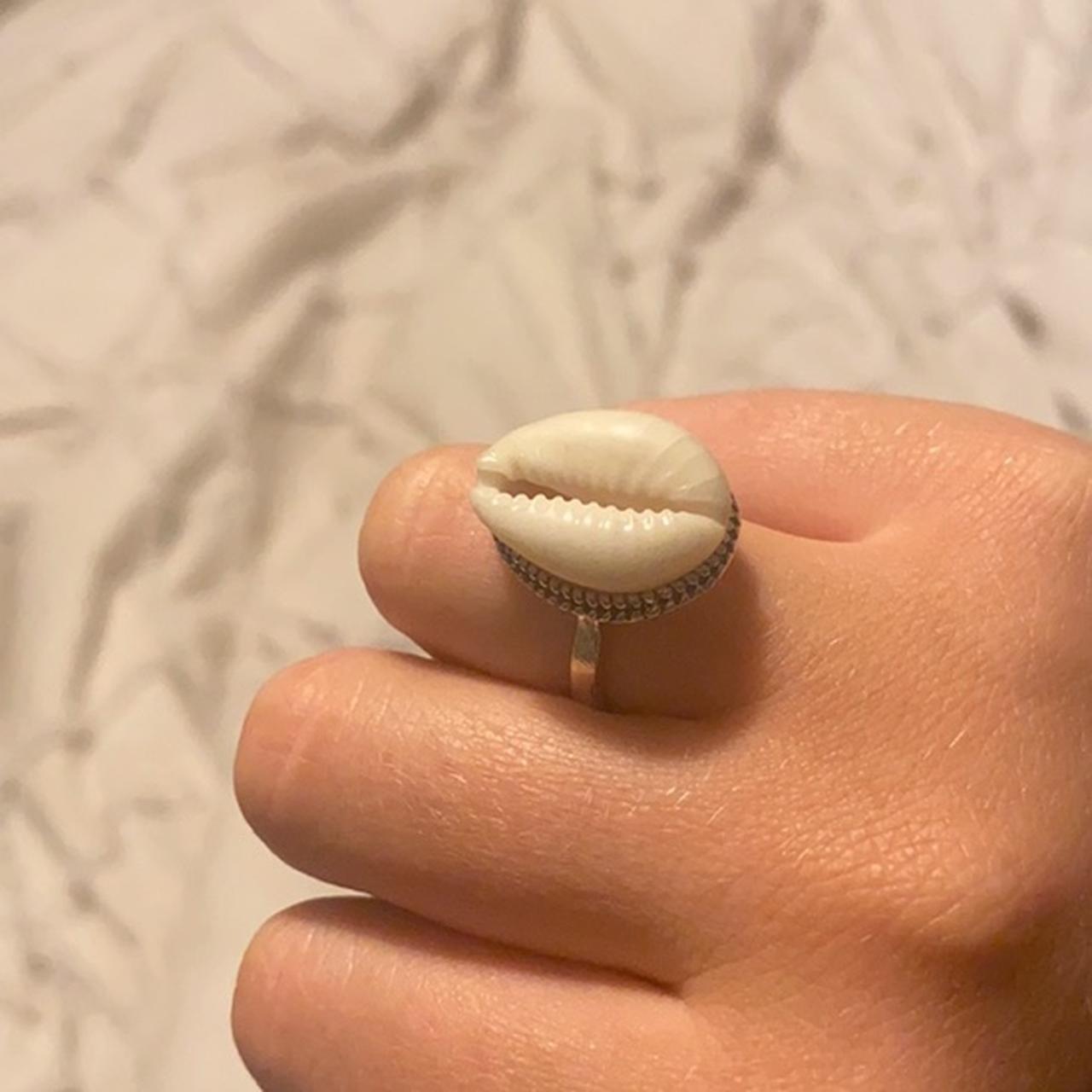 SELLING BOHO COWRIE SHELL RINGS! Sizing posted in... - Depop