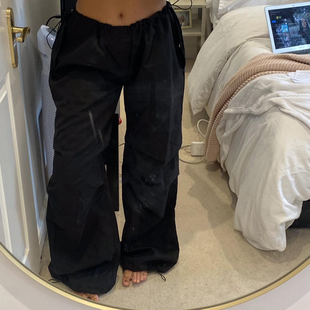 🤍 black parachute toggle waist tech pants 🧷 sizes... - Depop