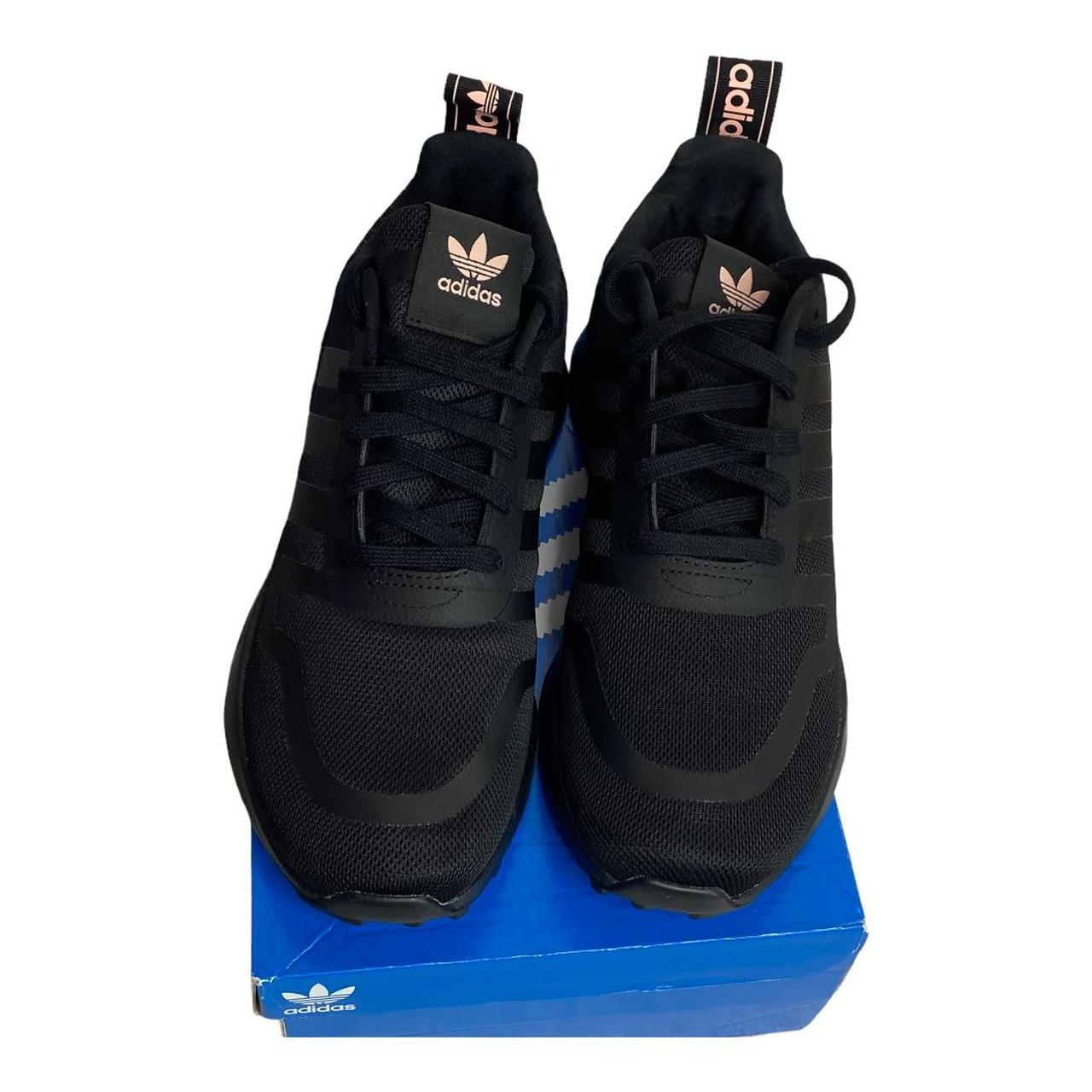 Adidas Women's Black Trainers | Depop