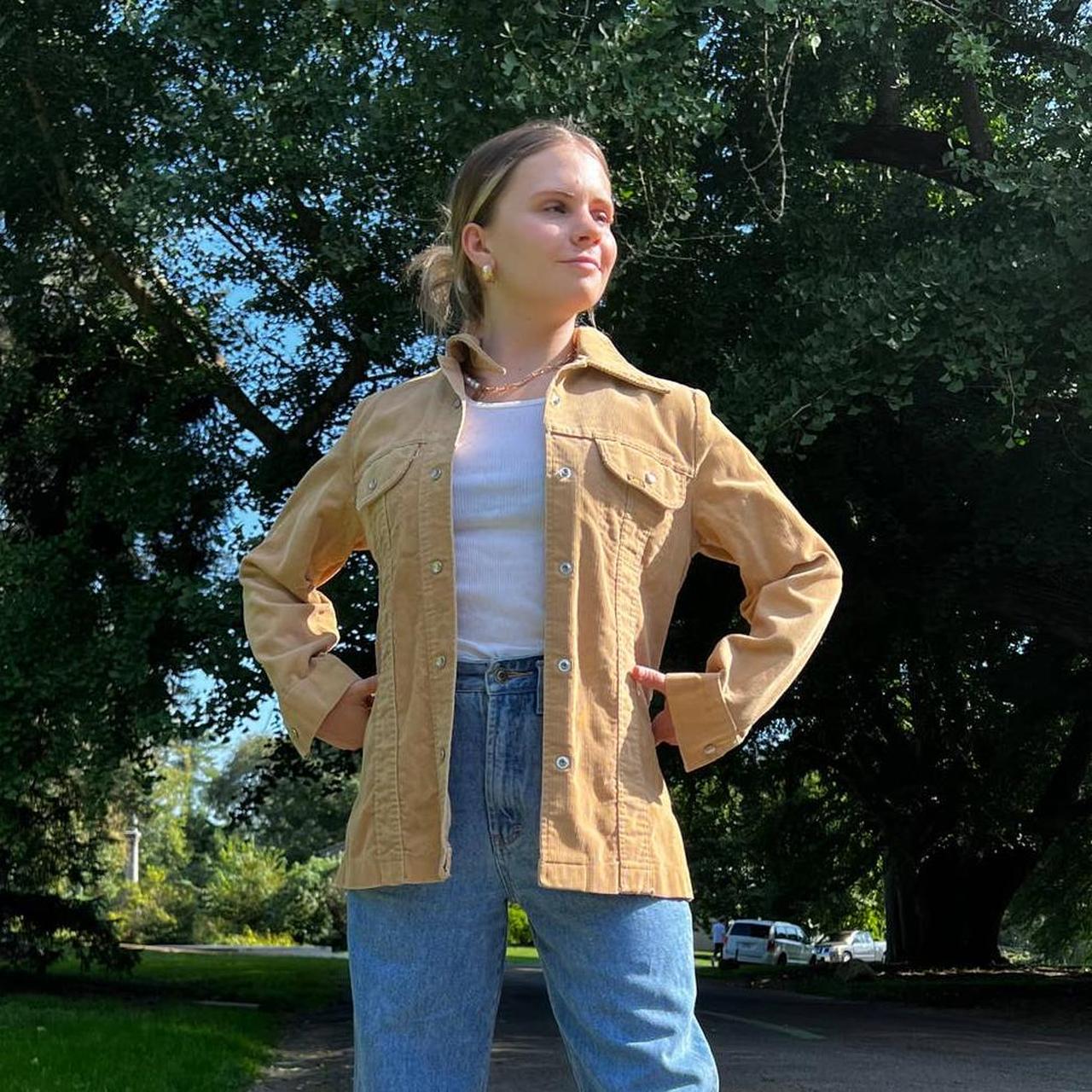 1970s Beige Button-Up Jacket 1970s Beige Button-Up... - Depop