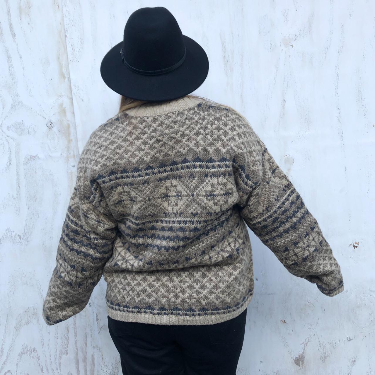 Vintage Plus Size Oversized Cream Patterned Jumper Depop