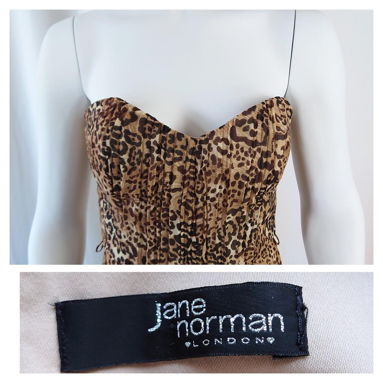 Women's gorgeous animal print maxi dress from Jane... - Depop
