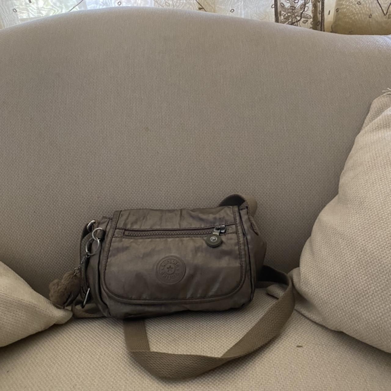 Kipling cross purse Metallic color if you have... - Depop