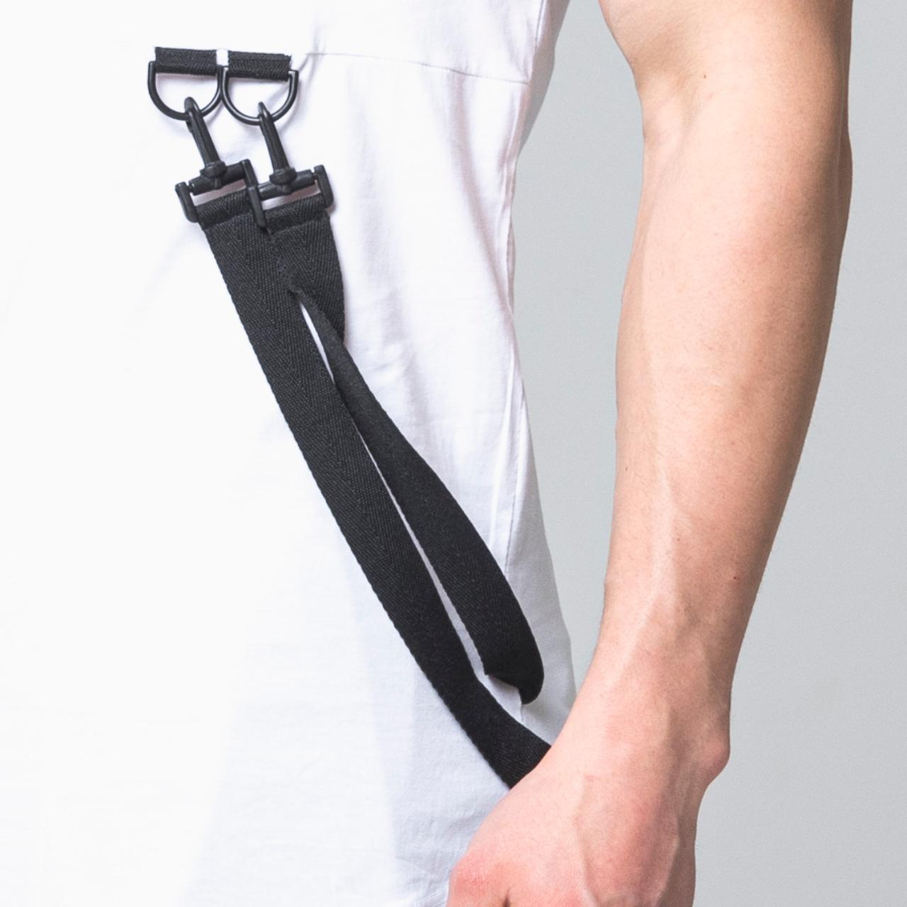 Syno T40 Shoulder strap design Hip-Hop Dancer street... - Depop