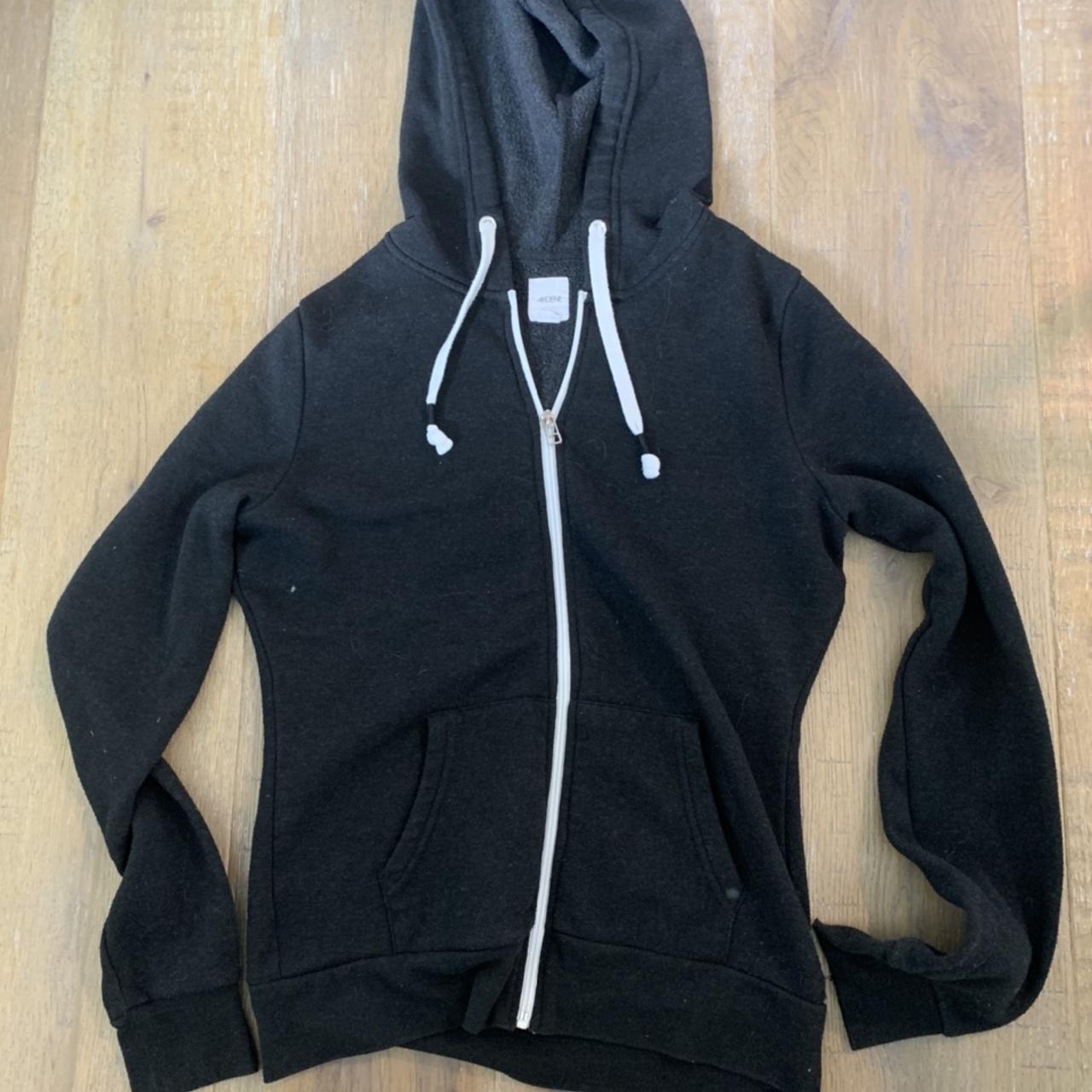 Ardene black zip up Model Height 5’8 Weight 117 Bra... - Depop