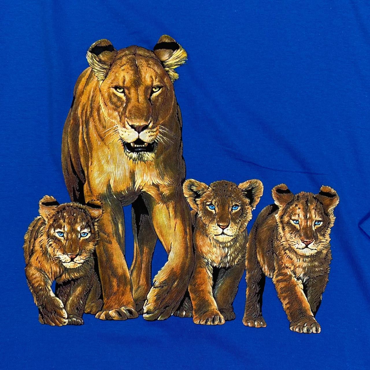 Vintage HANES Tiger Cubs Animal Wildlife Graphic... - Depop