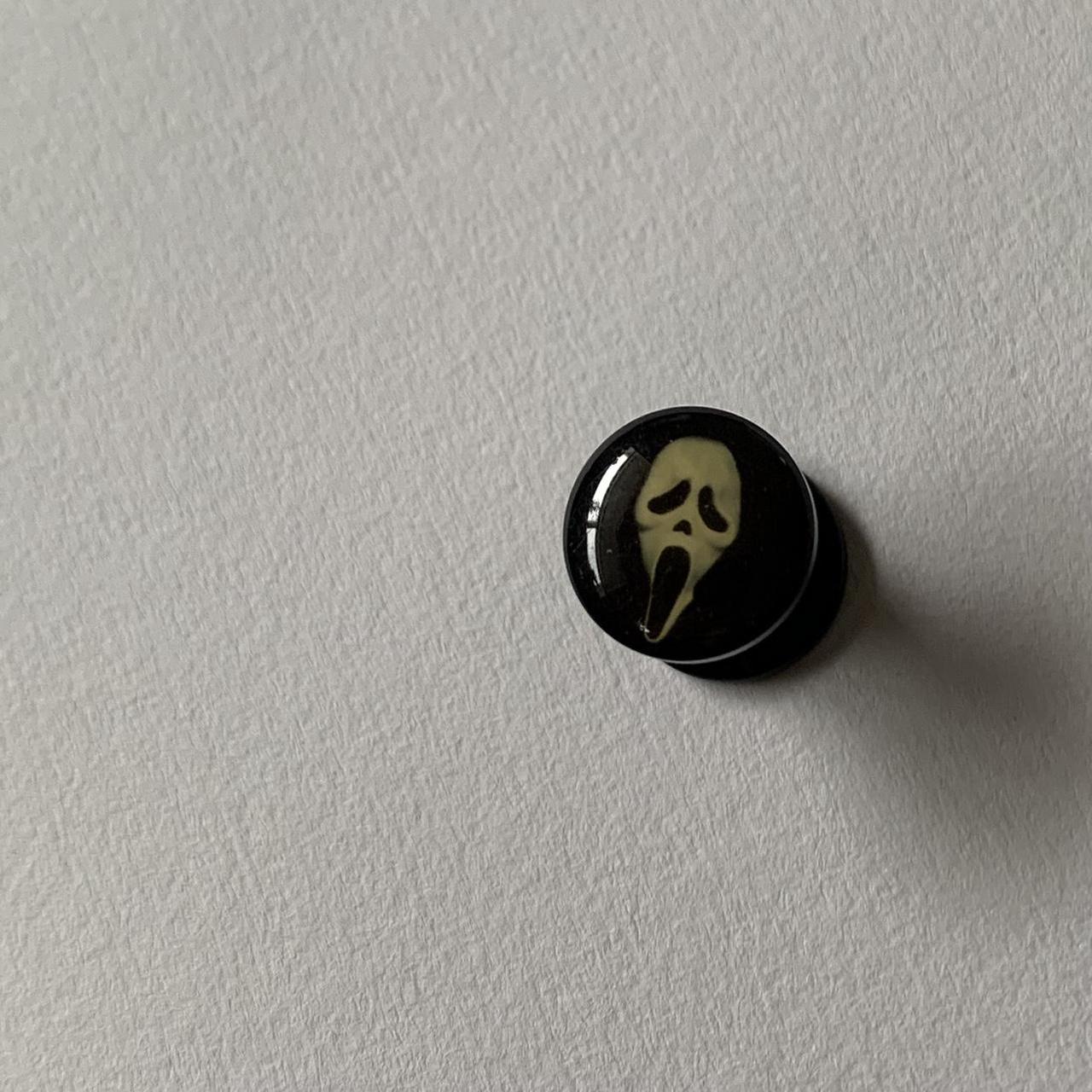 2g Scream Plug message for bundles 🖤 spooky horror... - Depop