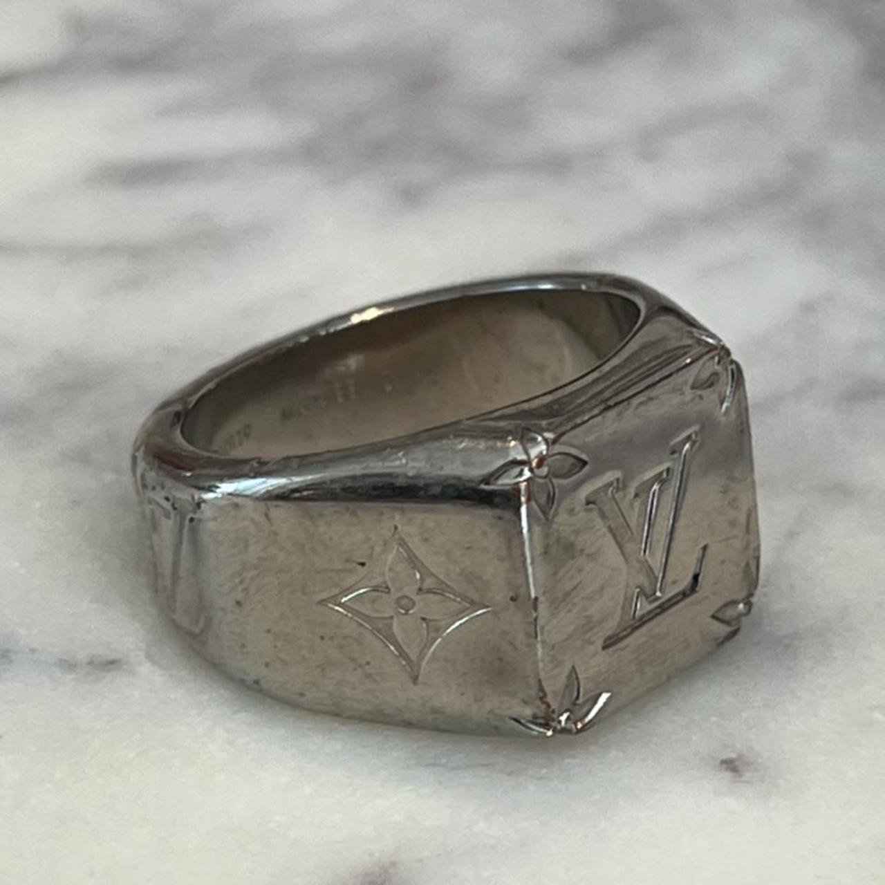 Louis Vuitton Signet Monogram Ring -7/10 (slight... - Depop