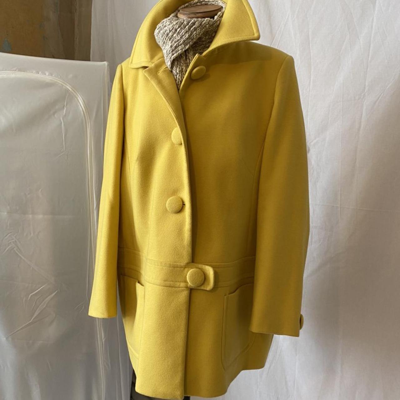 Women's Yellow Coat | Depop