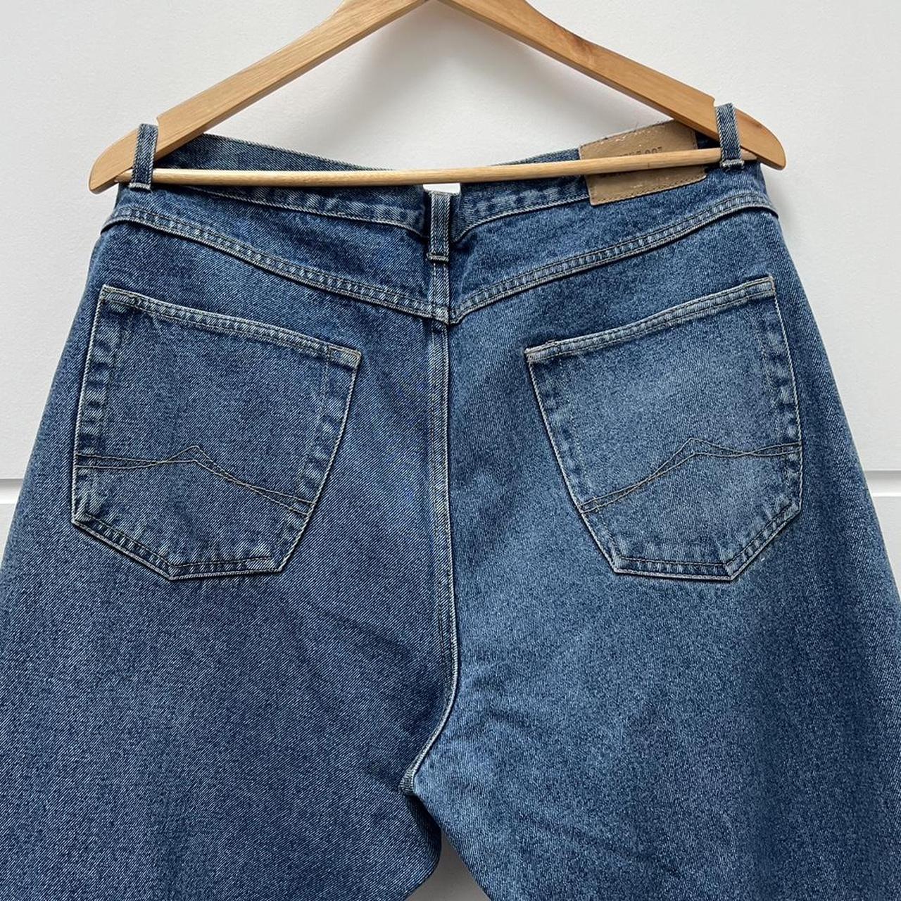 Straight fitting lose blue jeans - Depop