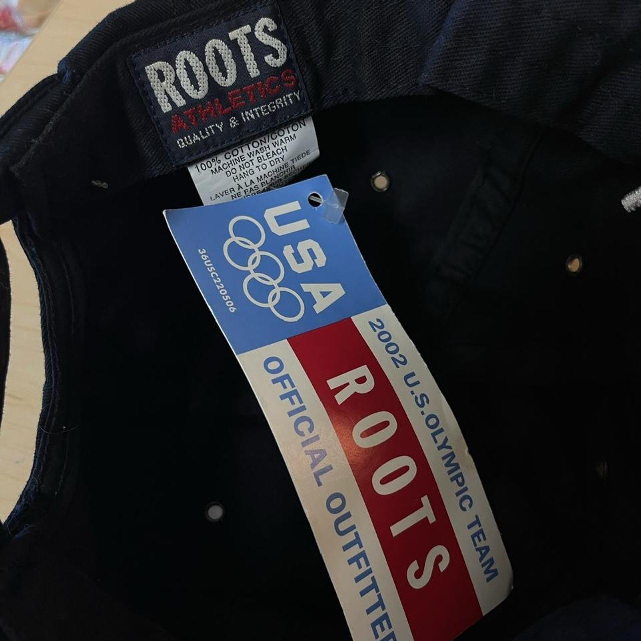 Roots Men's Black and Red Hat | Depop