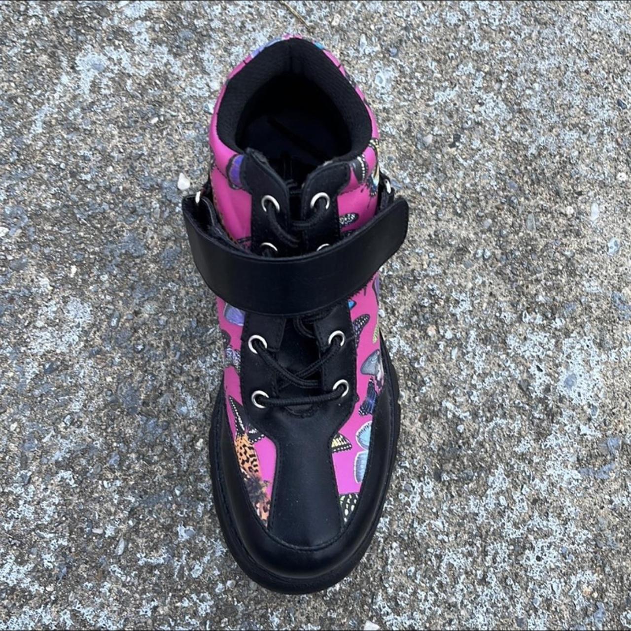 Dollskill butterfly platform boots size 6,... - Depop