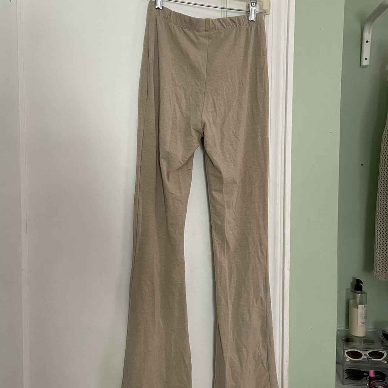 cream yoga pants in size 4 - no longer fits me. - Depop