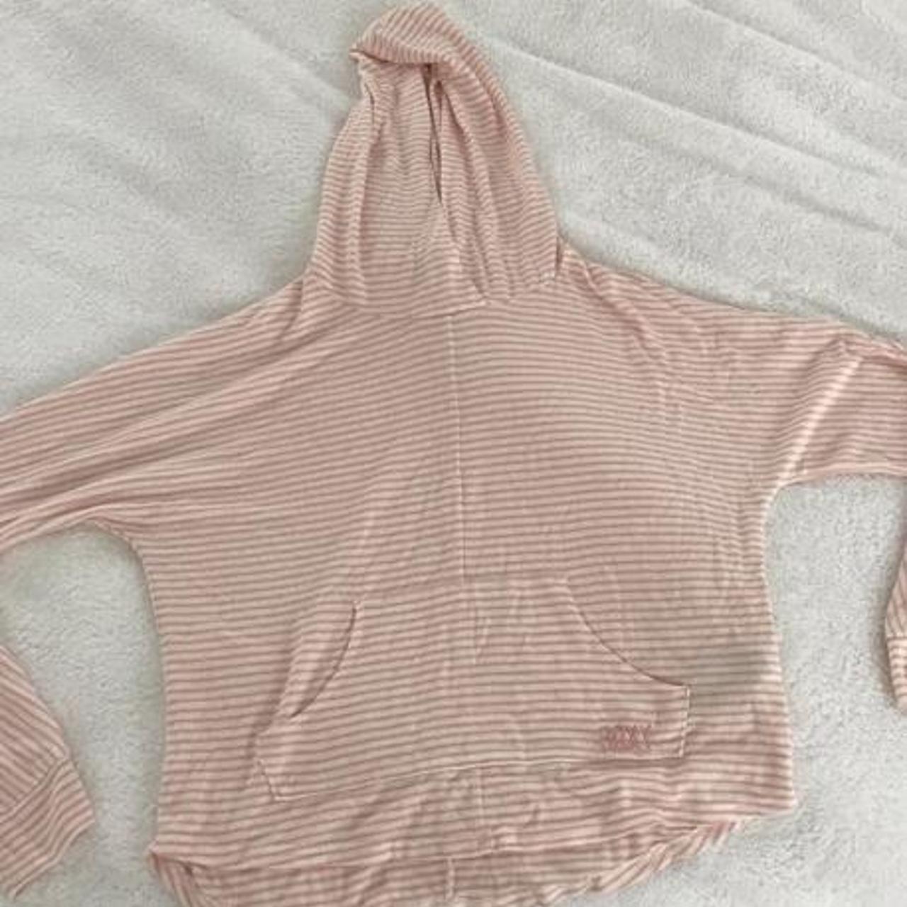 Roxy Women's Pink and White Sweatshirt | Depop
