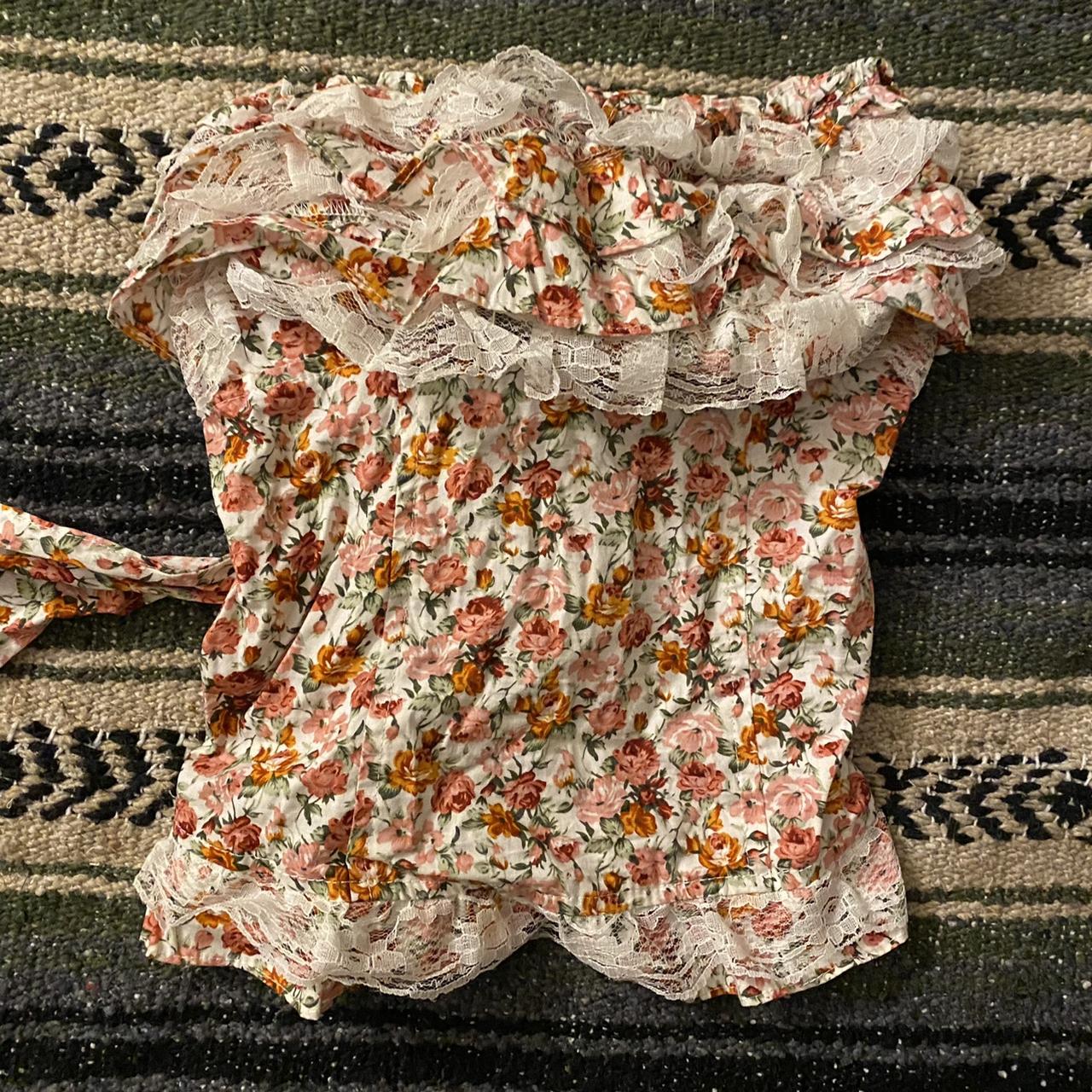 Body Central Women's Pink and Orange Vest | Depop