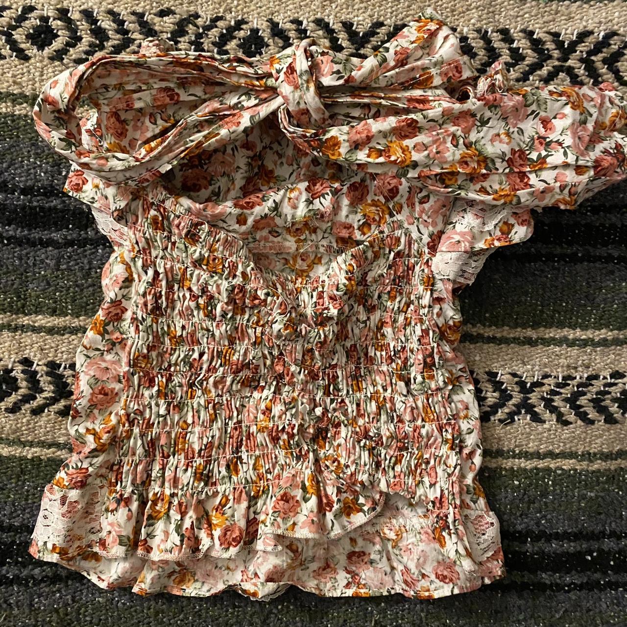 Body Central Women's Pink and Orange Vest | Depop