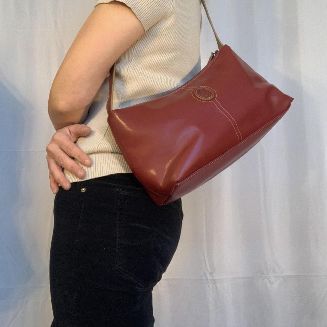 vintage red shoulder purse Classy w/ simple... - Depop