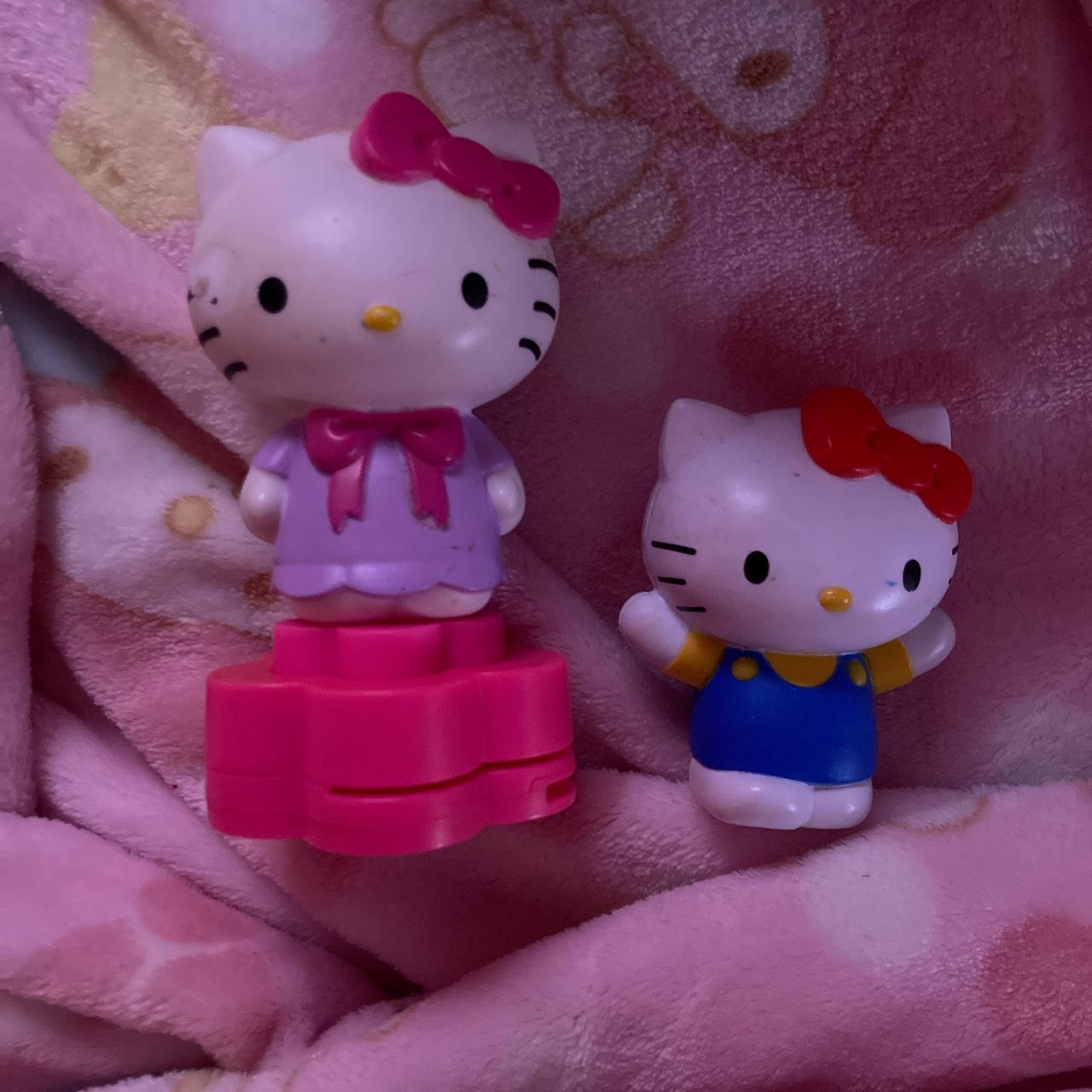 ᘏ⑅ᘏ adorable hello kitty figure set! got these used... - Depop