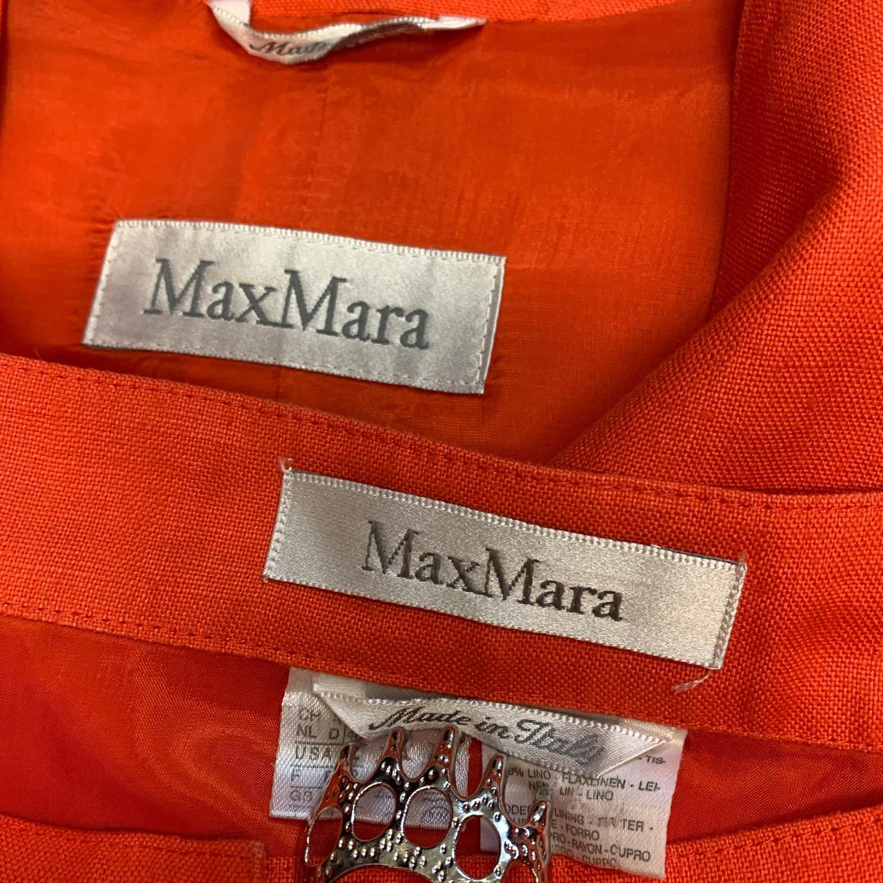 Max Mara Suit FEATURES: Made in Italy Large gold... - Depop