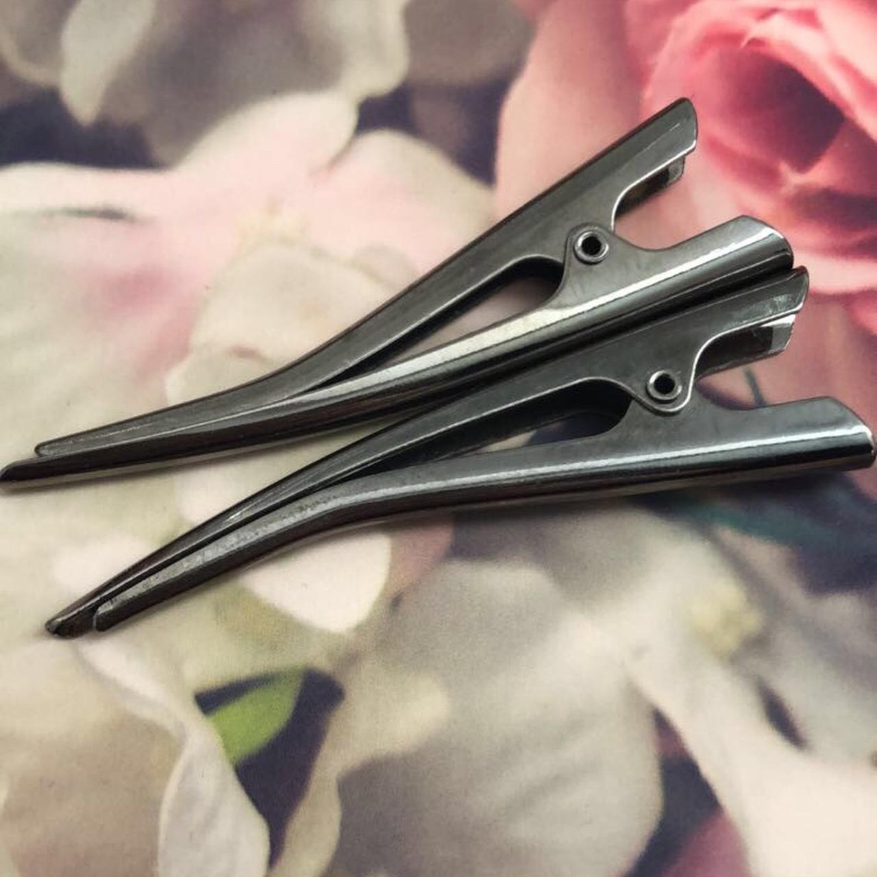 🤎Set of three pairs of hair clips 🤎Two of the pairs... - Depop