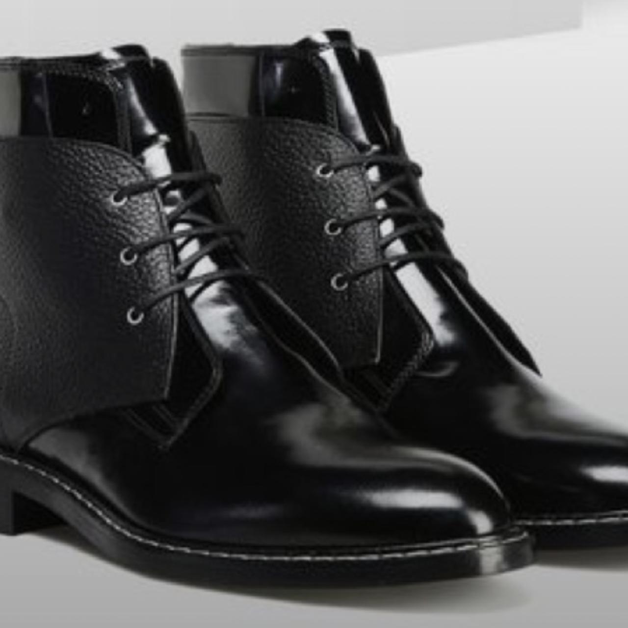 MM6 Maison Margiela Men's Black Boots | Depop