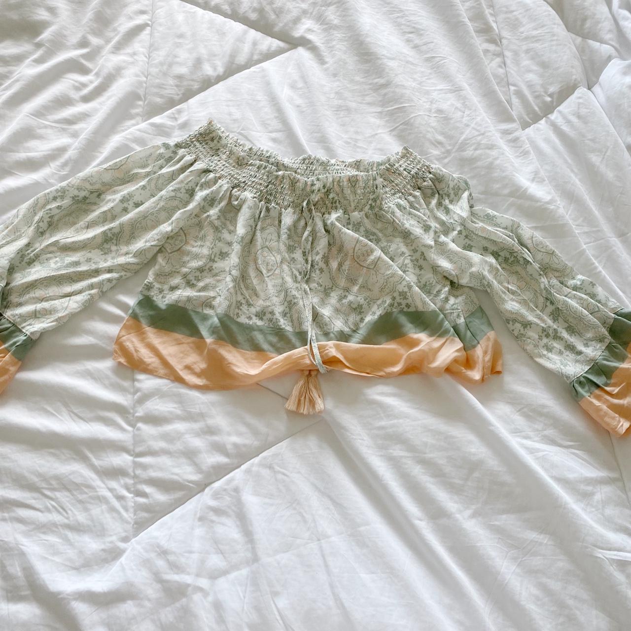 Surf gypsy off the shoulder top Size small, new... - Depop