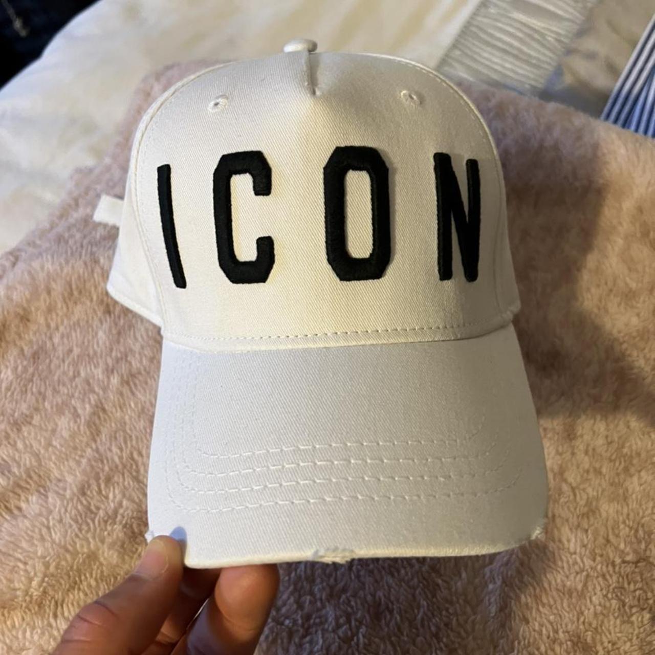 Dsquared2 ICON cap in white/black RRP £125 Only... - Depop
