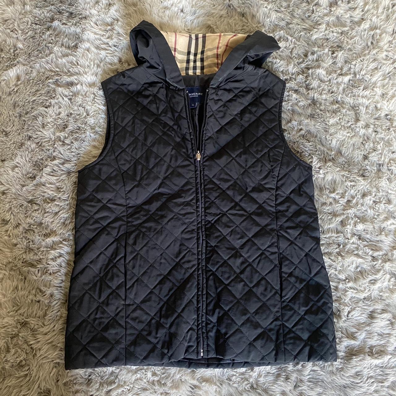 Burberry vest Women’s xl fits more like s-m Brand... - Depop