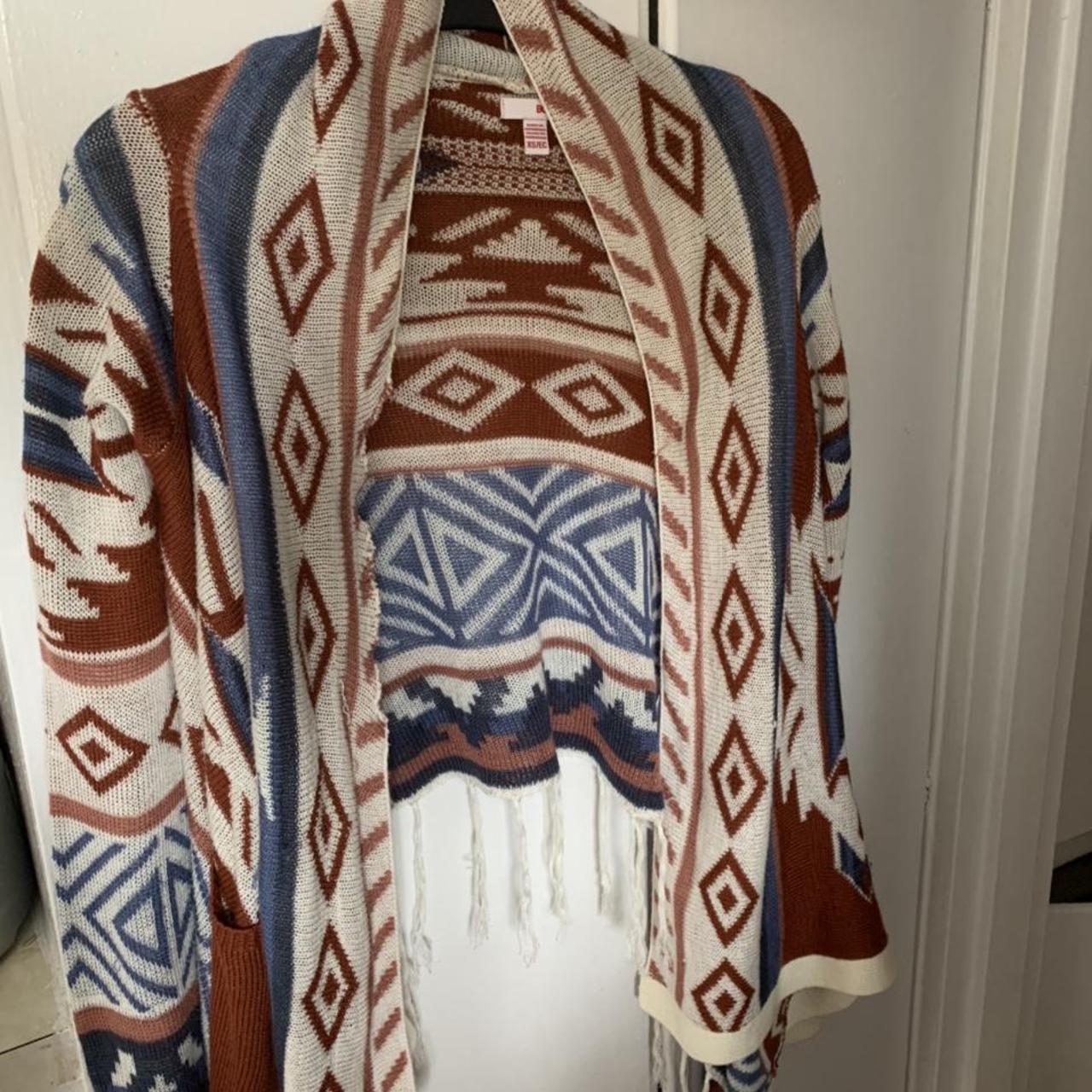 BONGO Women's Burgundy and Navy Cardigan | Depop