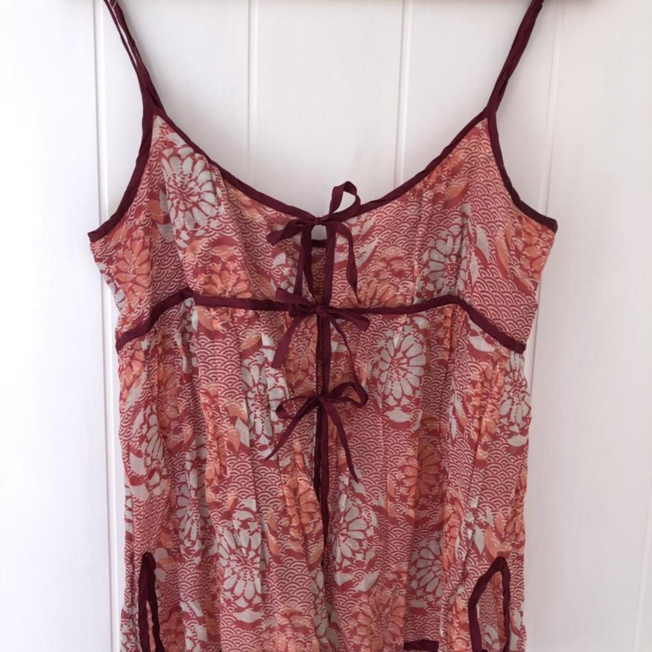 Lee Mathews silk and cotton singlet top size 2... - Depop