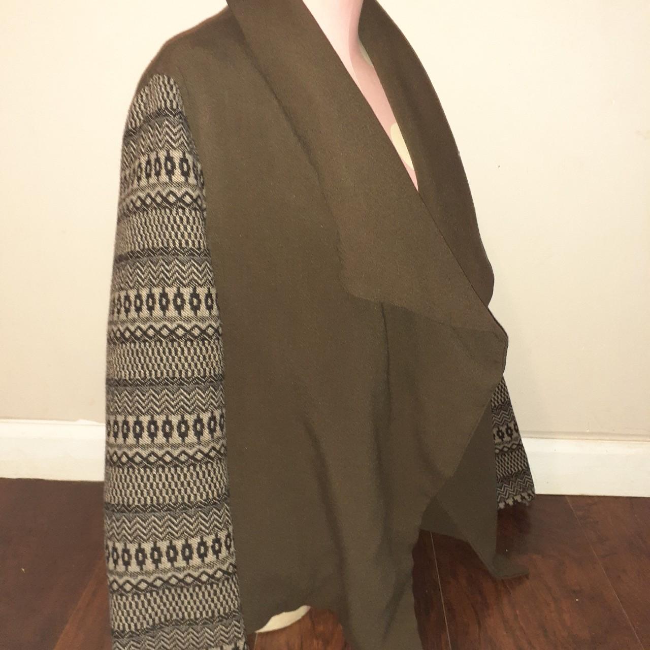 Cardigan kimono love21 aztec style One size fits... - Depop