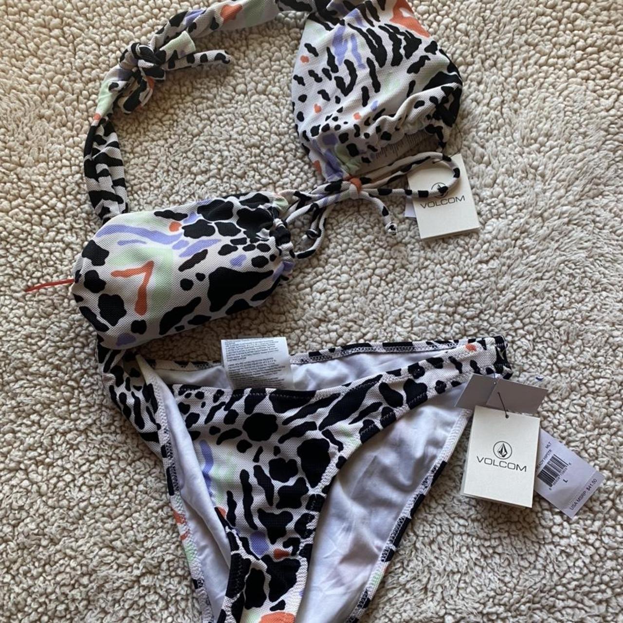 Volcom- Are Zoo Ready Bikini Set, SIZE: L With... - Depop