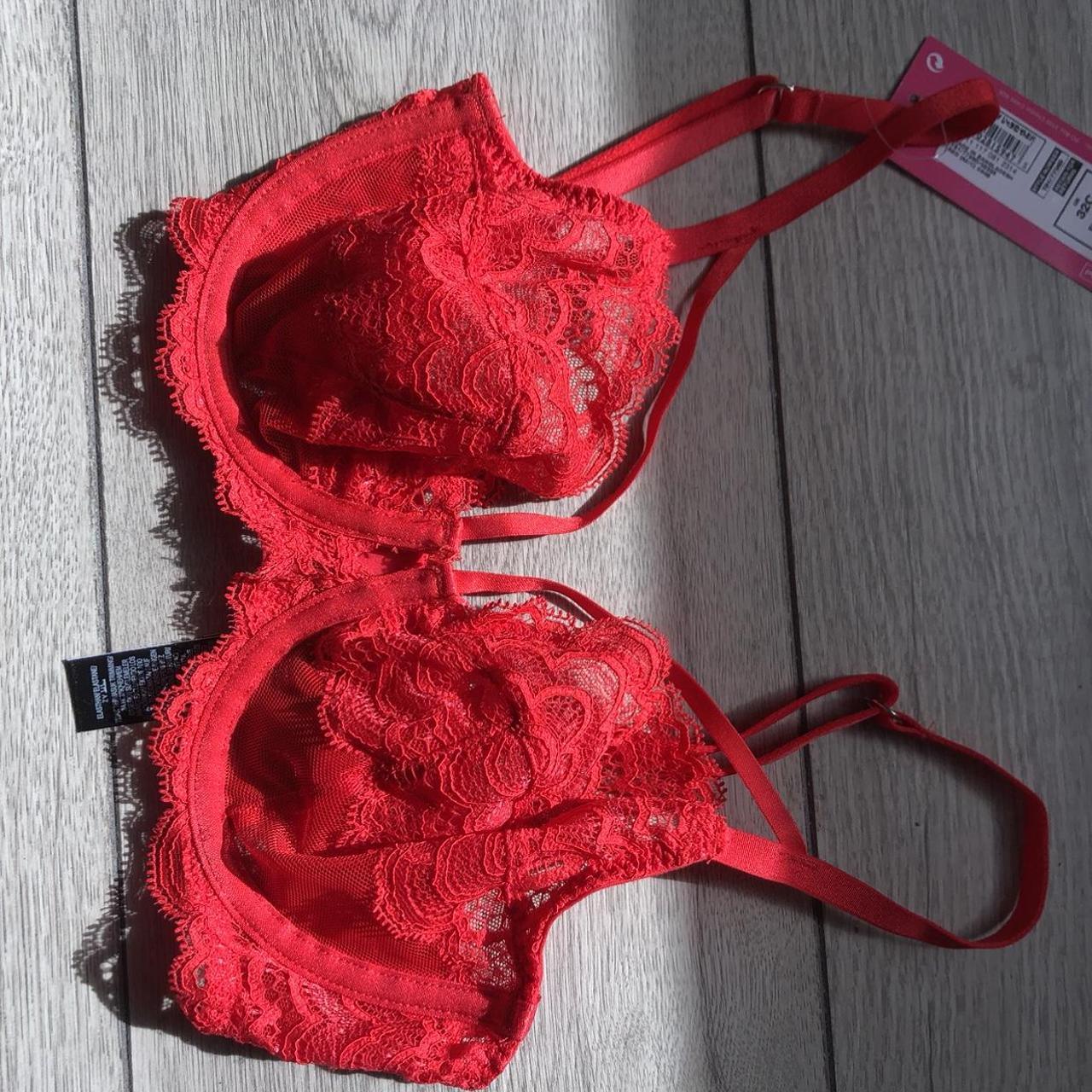 32 C RED LACY BRA / BRALETTE Size small, super... - Depop