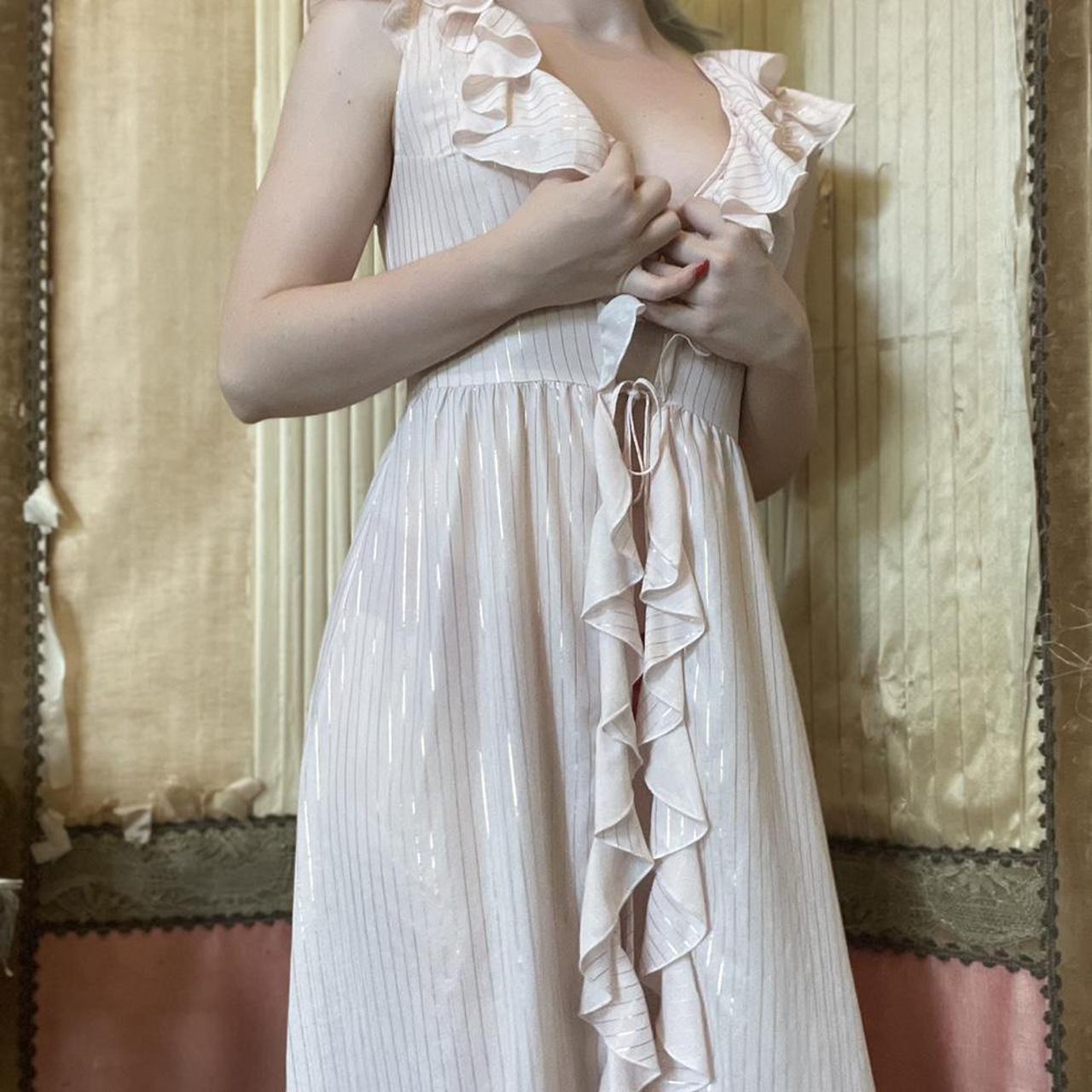 Victoria’s Secret Size Small robe. Excellent... - Depop