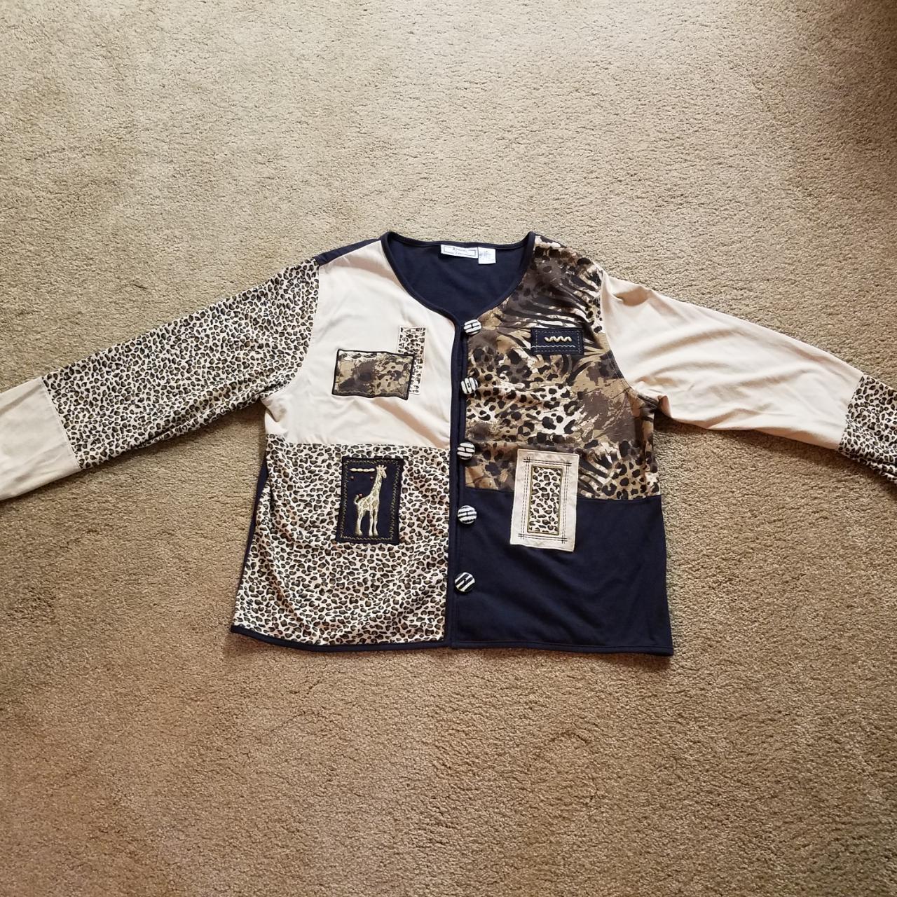 WOMEN'S KENNETH TOO! LIGHTWEIGHT JACKET SIZE... - Depop