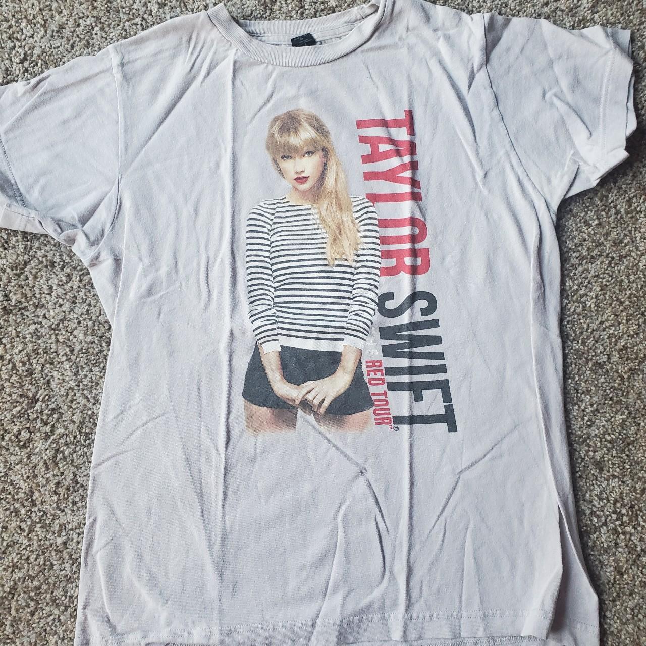 taylor swift the red tour 2013 shirt. unisex imo - Depop