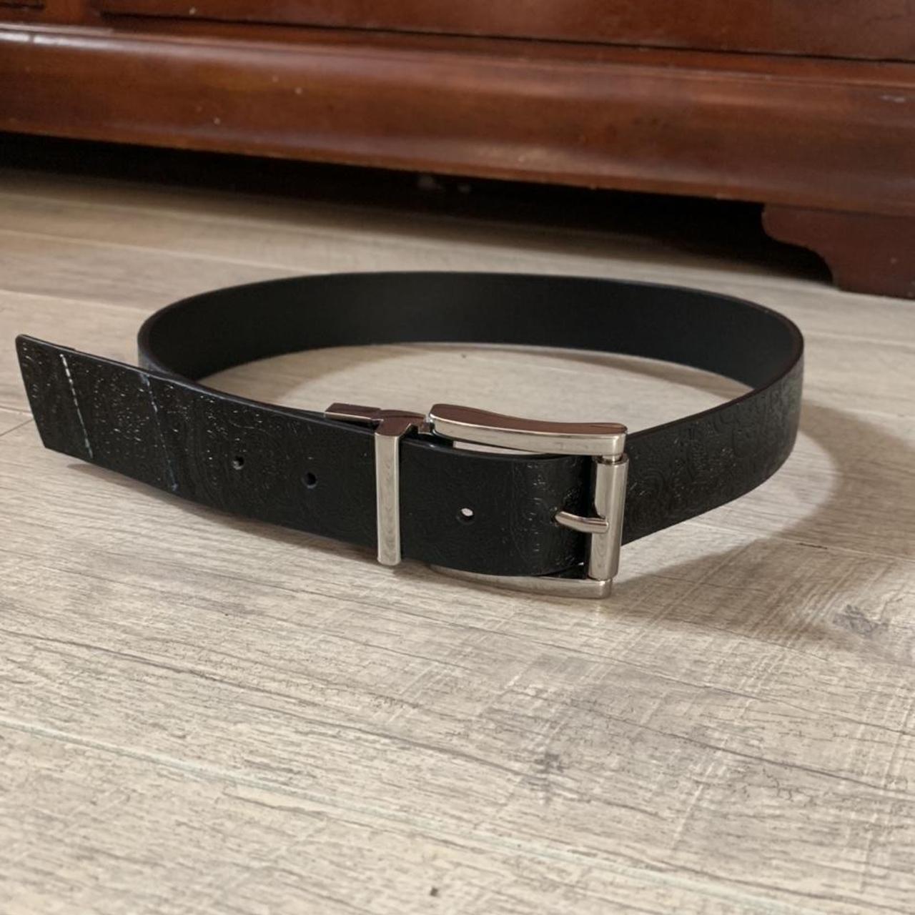 Robert Graham Belt Worn few times Light crease... - Depop