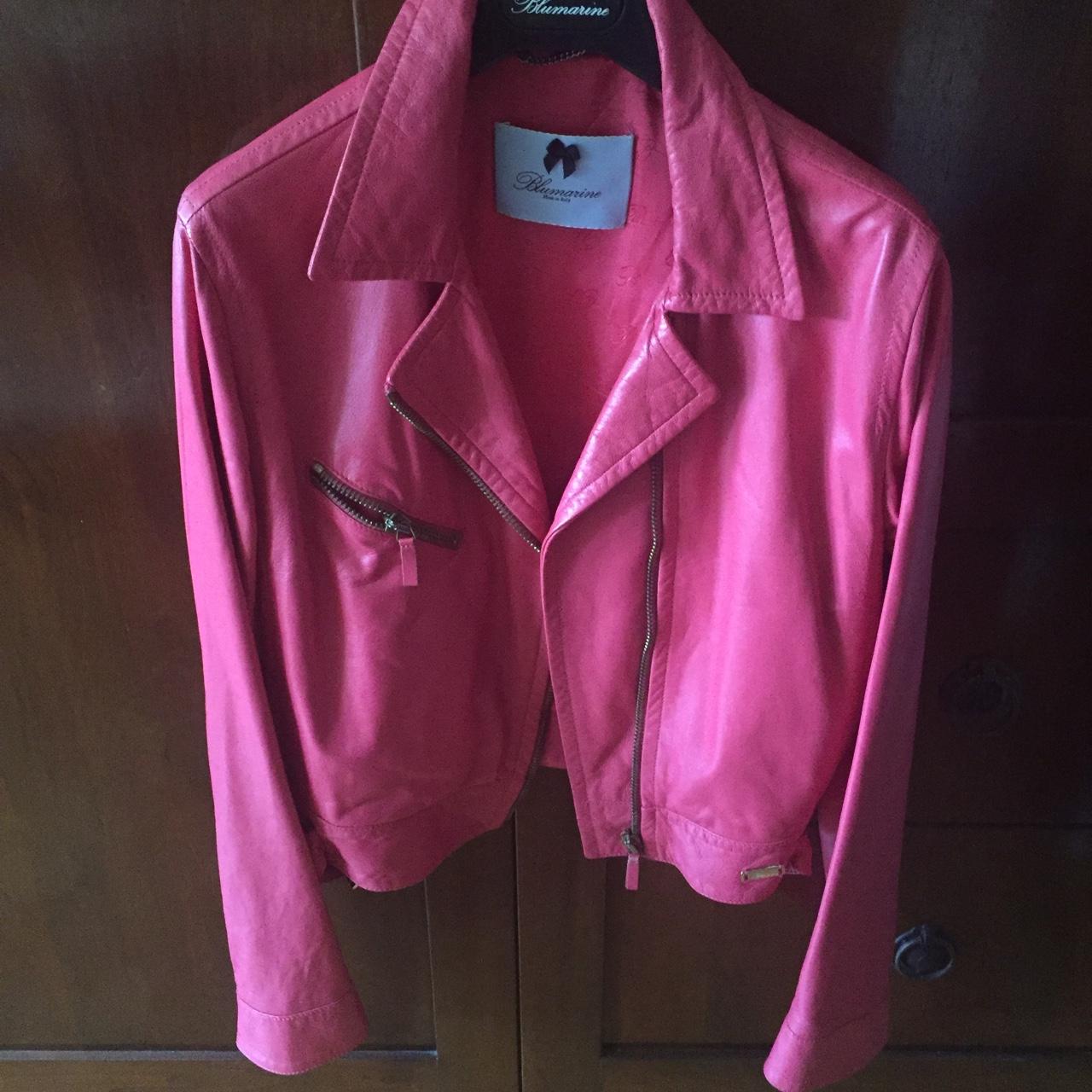 Chiodo in pelle Blumarine fuxia foderato in seta... - Depop
