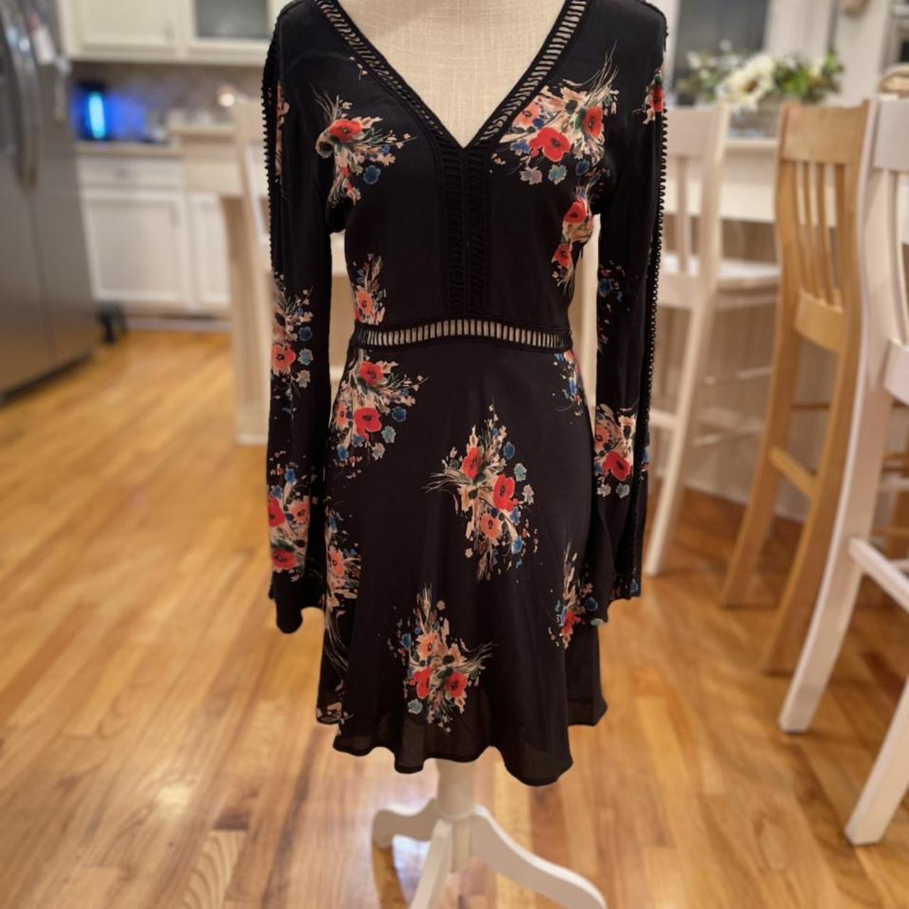 Willow & Clay Women's Black and Red Dress | Depop