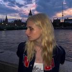 emma 's Shop - Depop