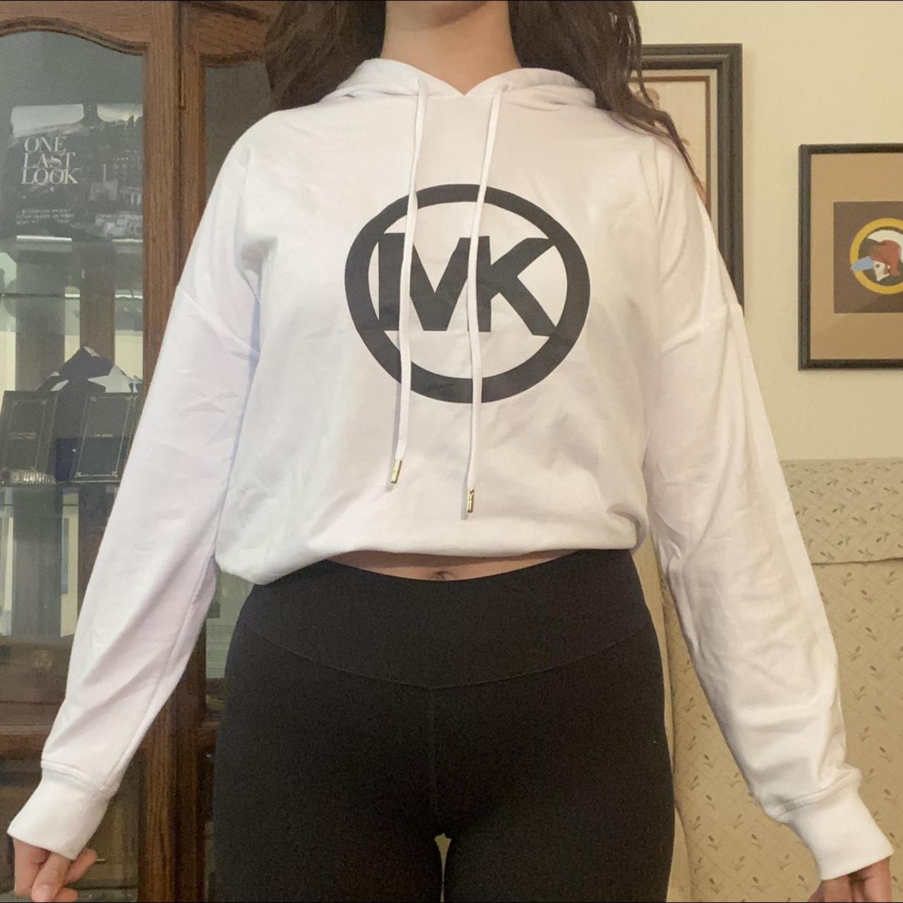 Michael Kors Women's White and Black Jumper | Depop