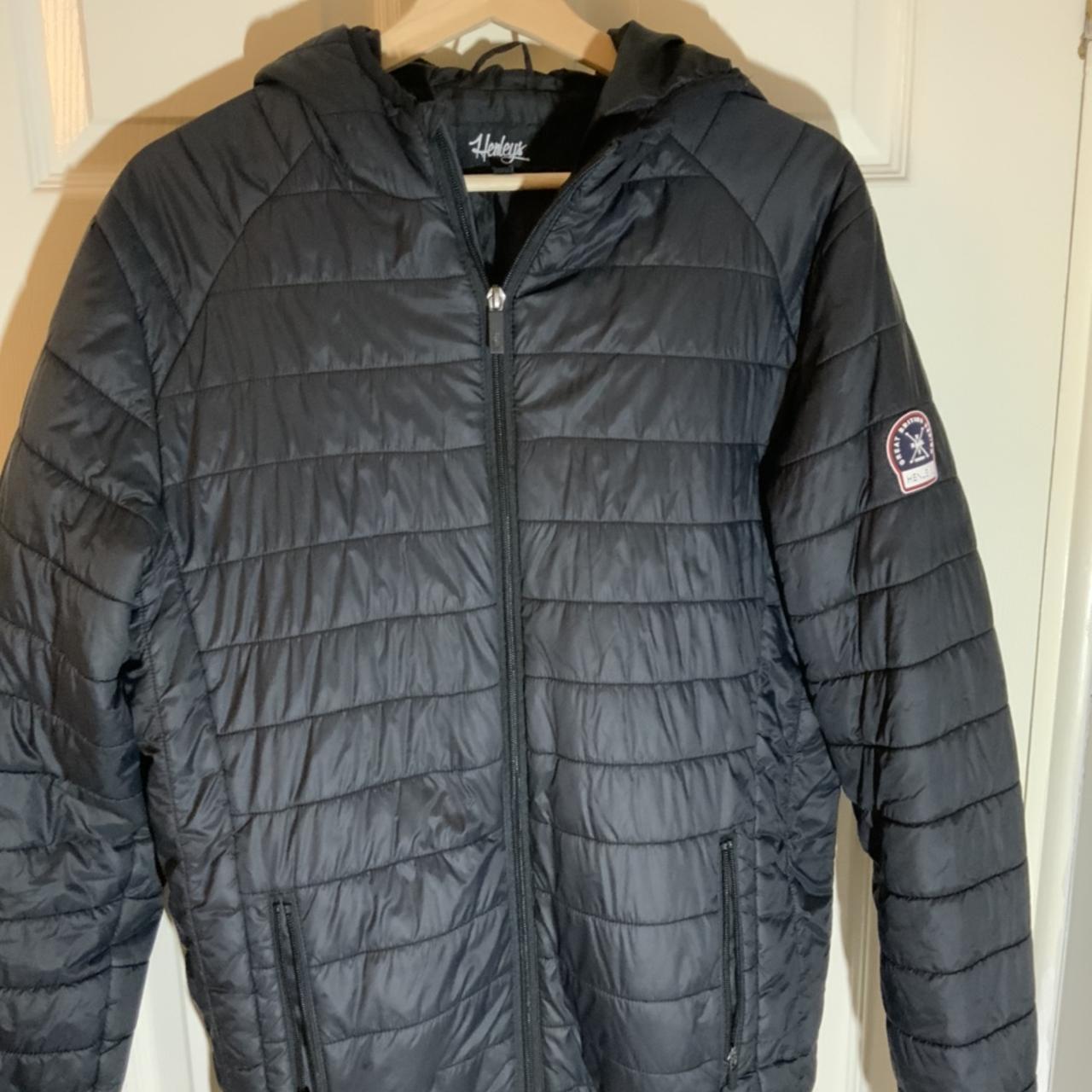 Henleys light weight puffer jacket No signs of... - Depop