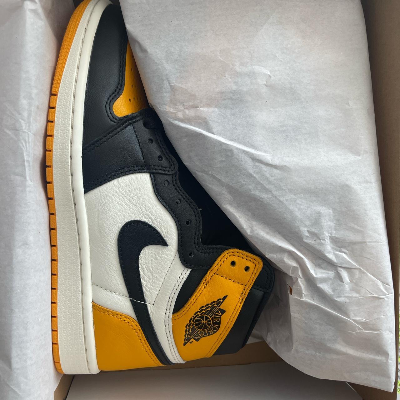 Jordan 1 yellow toe uk 6 - Depop