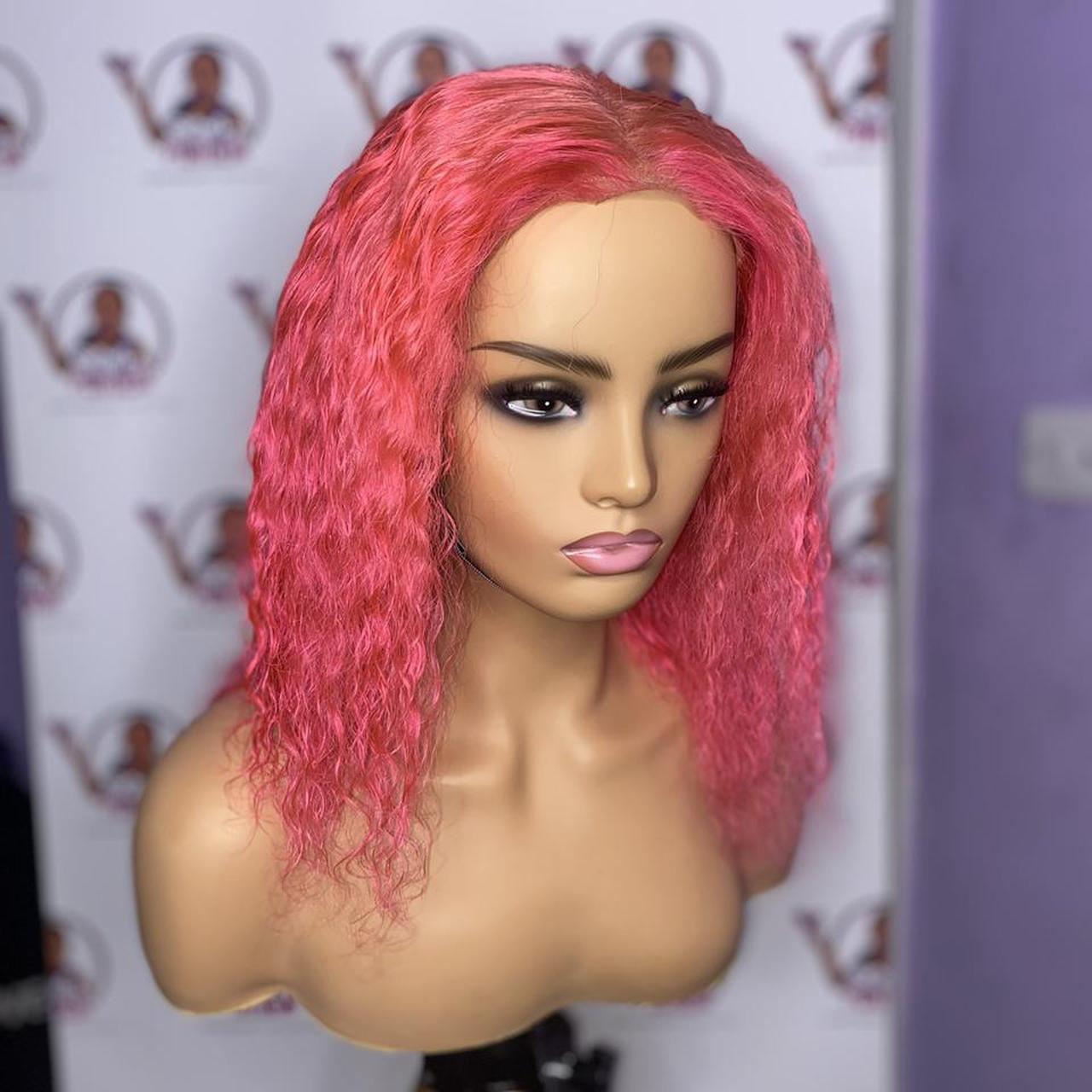 13*4 frontal unit wig HD lace 10’ Bob Used but like... - Depop