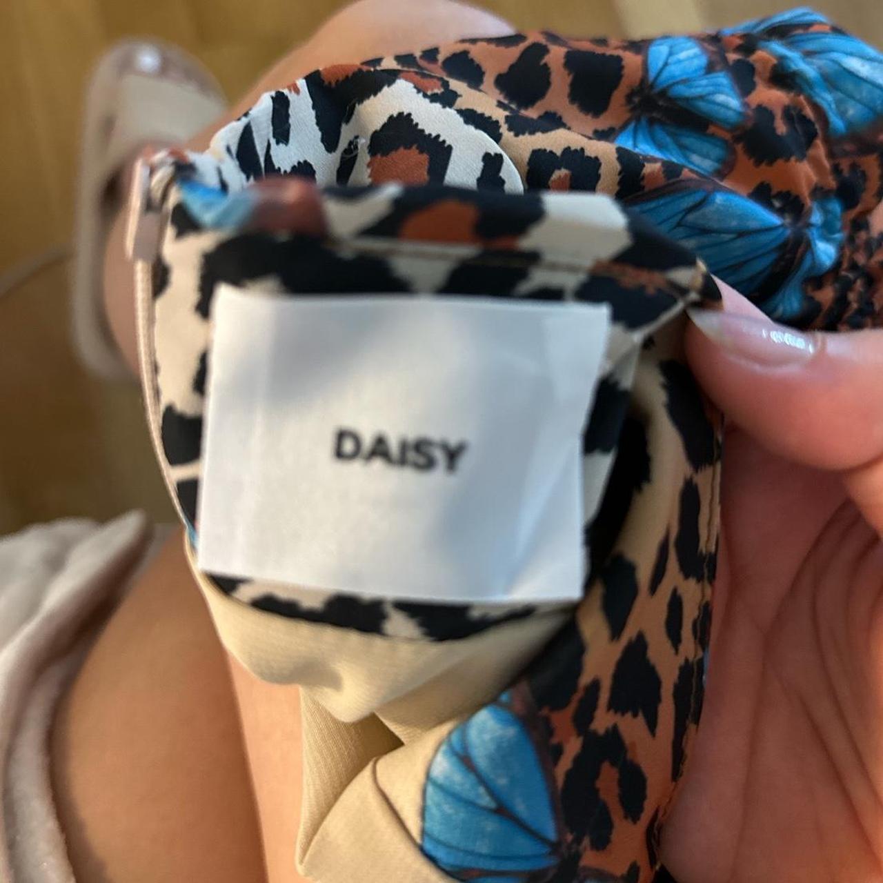 Daisy Daisy Tv - Daisy Limited - cheetah & butterfly... - Depop