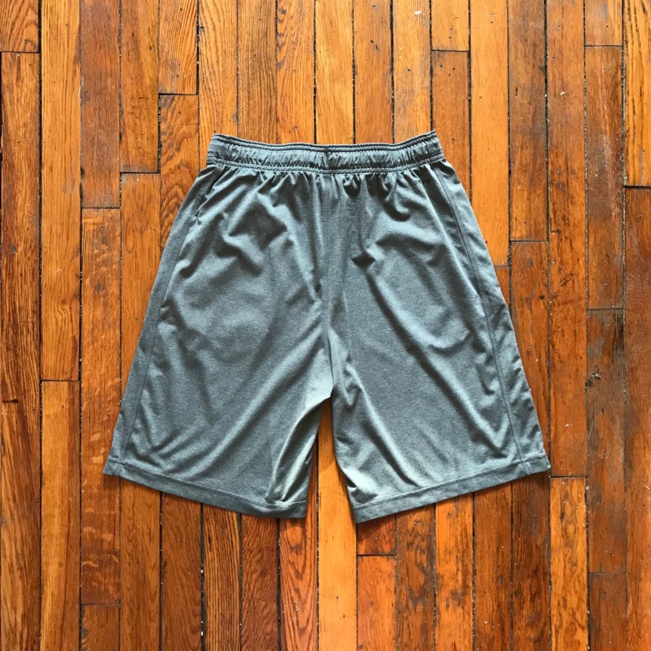 Nike Dri Fit Mens Light Grey And Black Swoosh Depop