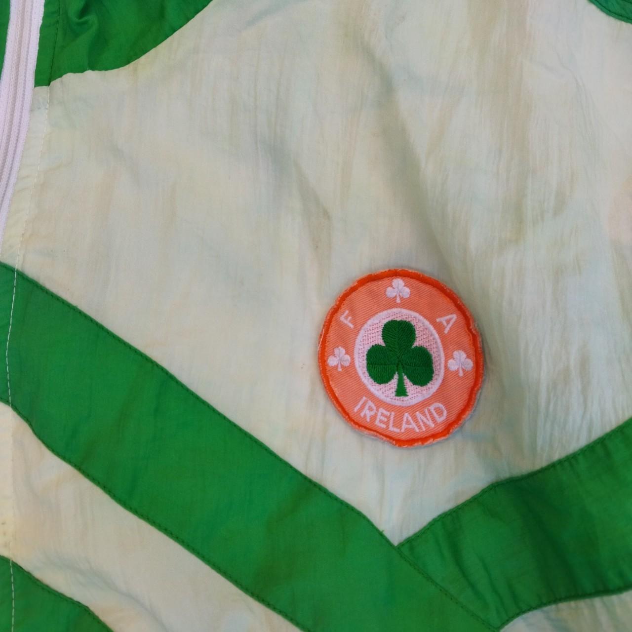 Vintage Republic of Ireland Italia 90 World Cup... - Depop