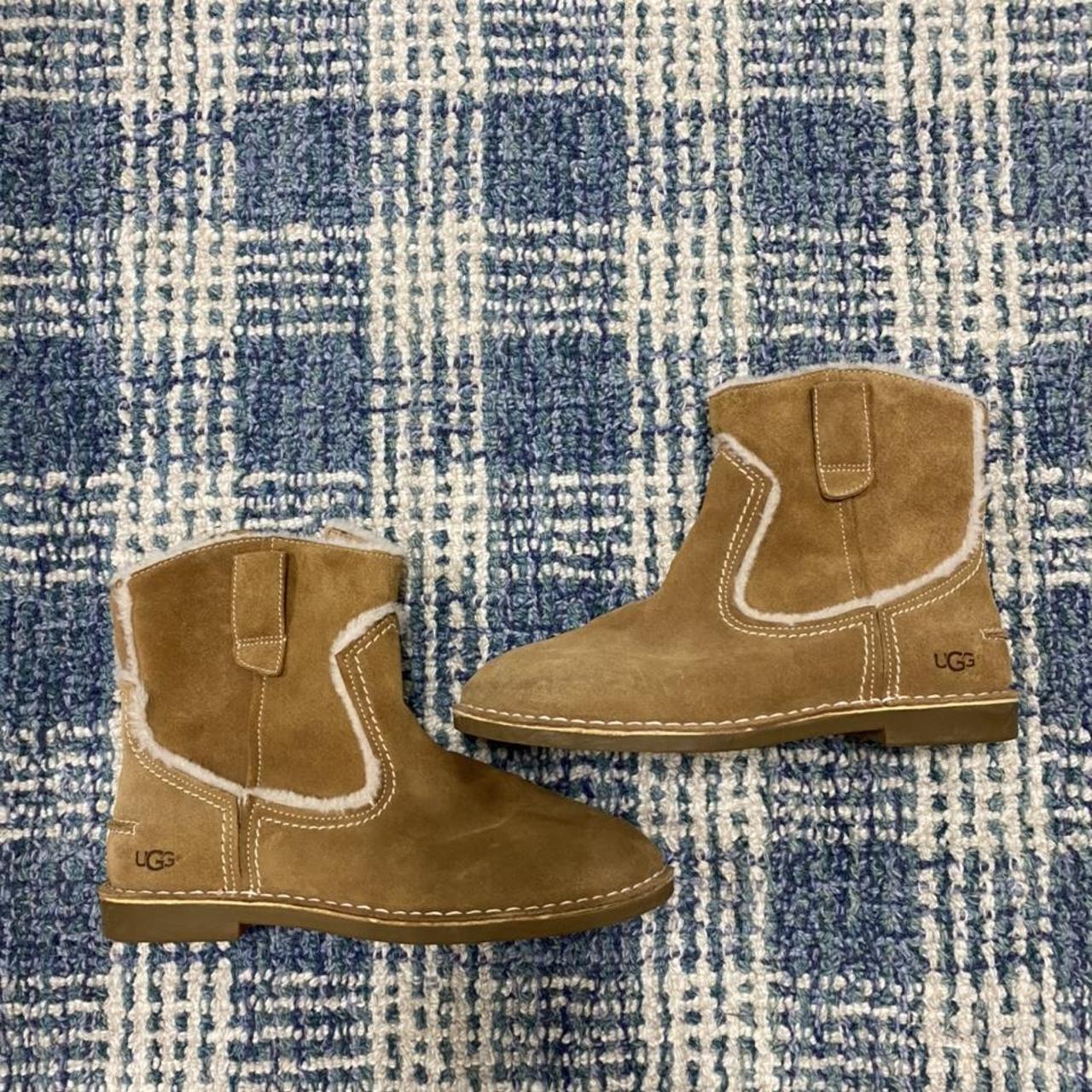 UGG Women's Tan and White Boots | Depop